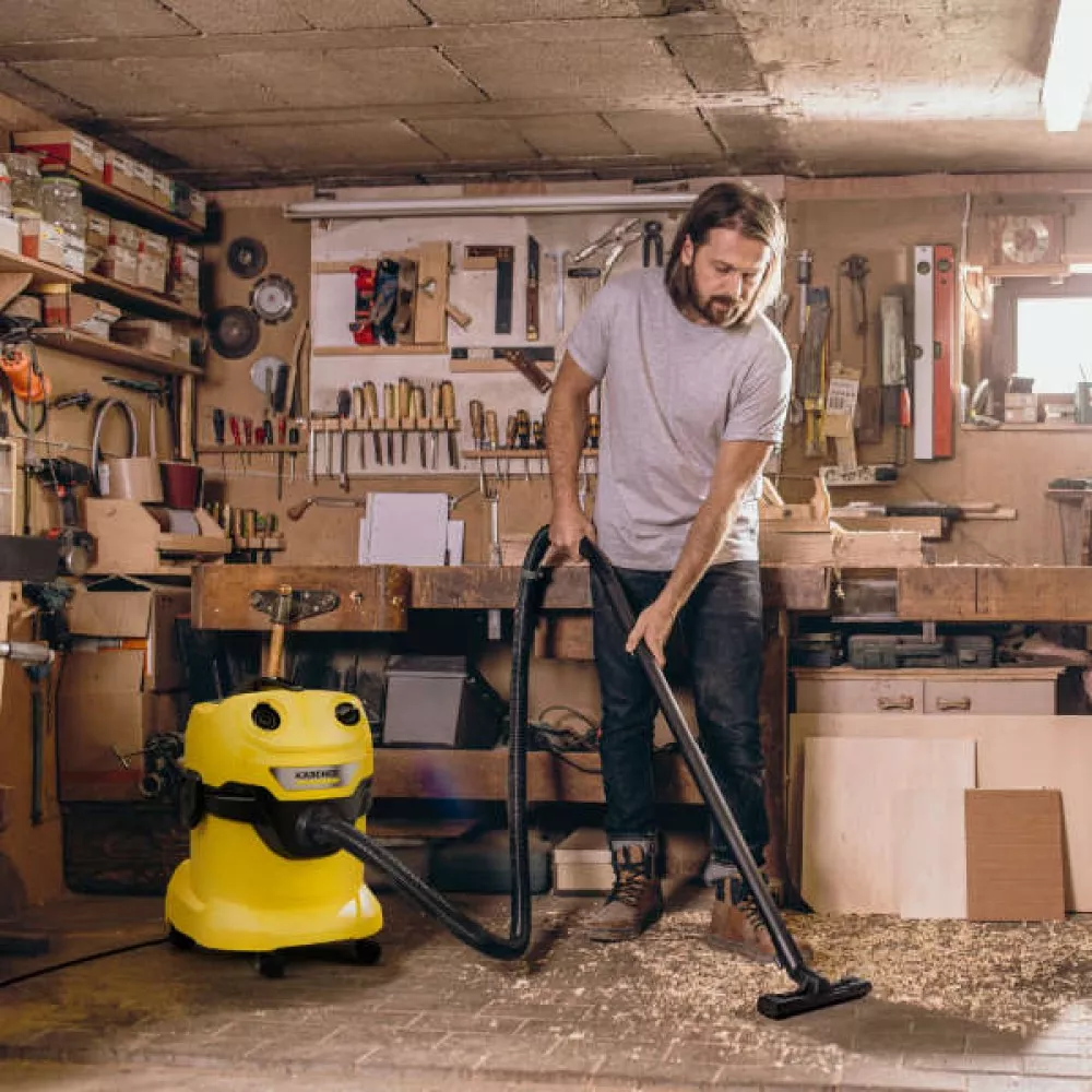 Karcher WD 4 Vacuum Cleaner | 1.628-211.0