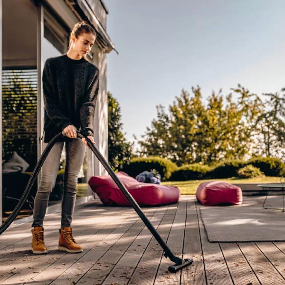 Karcher WD 4 Vacuum Cleaner | 1.628-211.0