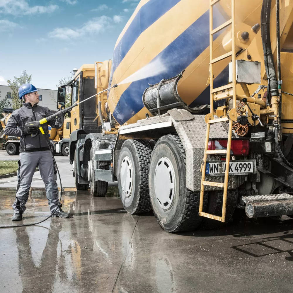 Karcher HDS 1000 De Diesel Engine Hot Water Pressure Washer | 1.811-943.0