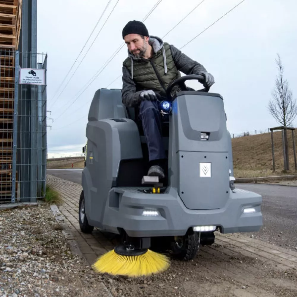 Karcher KM 100/120 R Bp Sweeper | 1.280-172.0